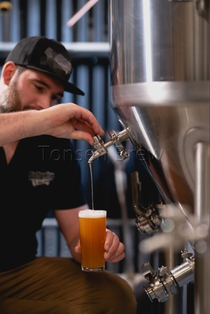 What is the difference between a wine fermentation tank and a beer ...